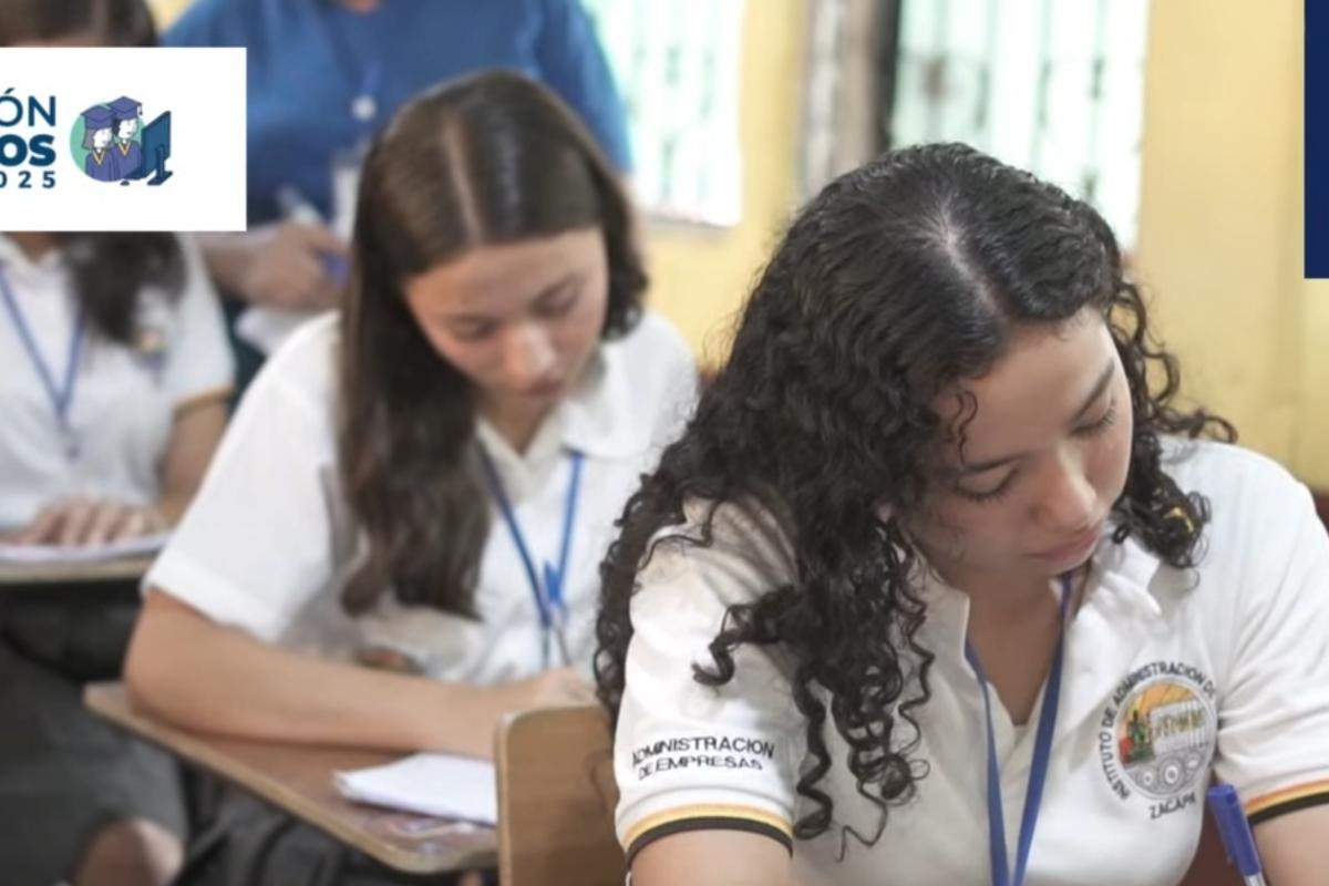 Solo 16.2% logra Matemáticas: así cierran los graduandos 2025